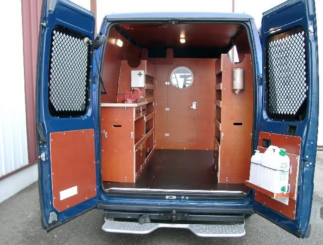 Agencement de camion - Photo : Rougier - Le contreplaqué le panneau de ...